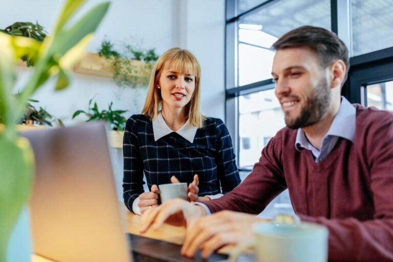 OneNote Sections: How to Share, Recover and Hide Sections