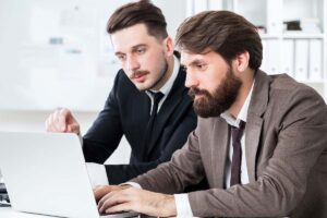 Microsoft Copilot for Sales vs. Microsoft 365: How Do They Compare?